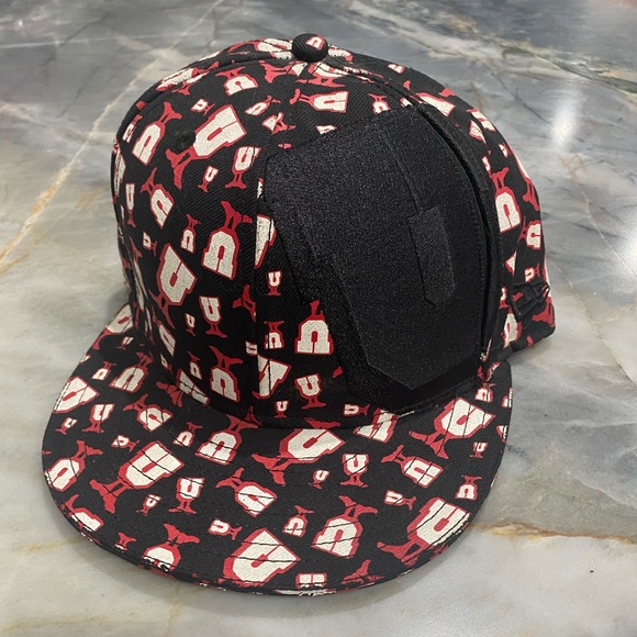 Undefeated | Accessories | Rare Undefeated Fitted Hat | Poshmark
